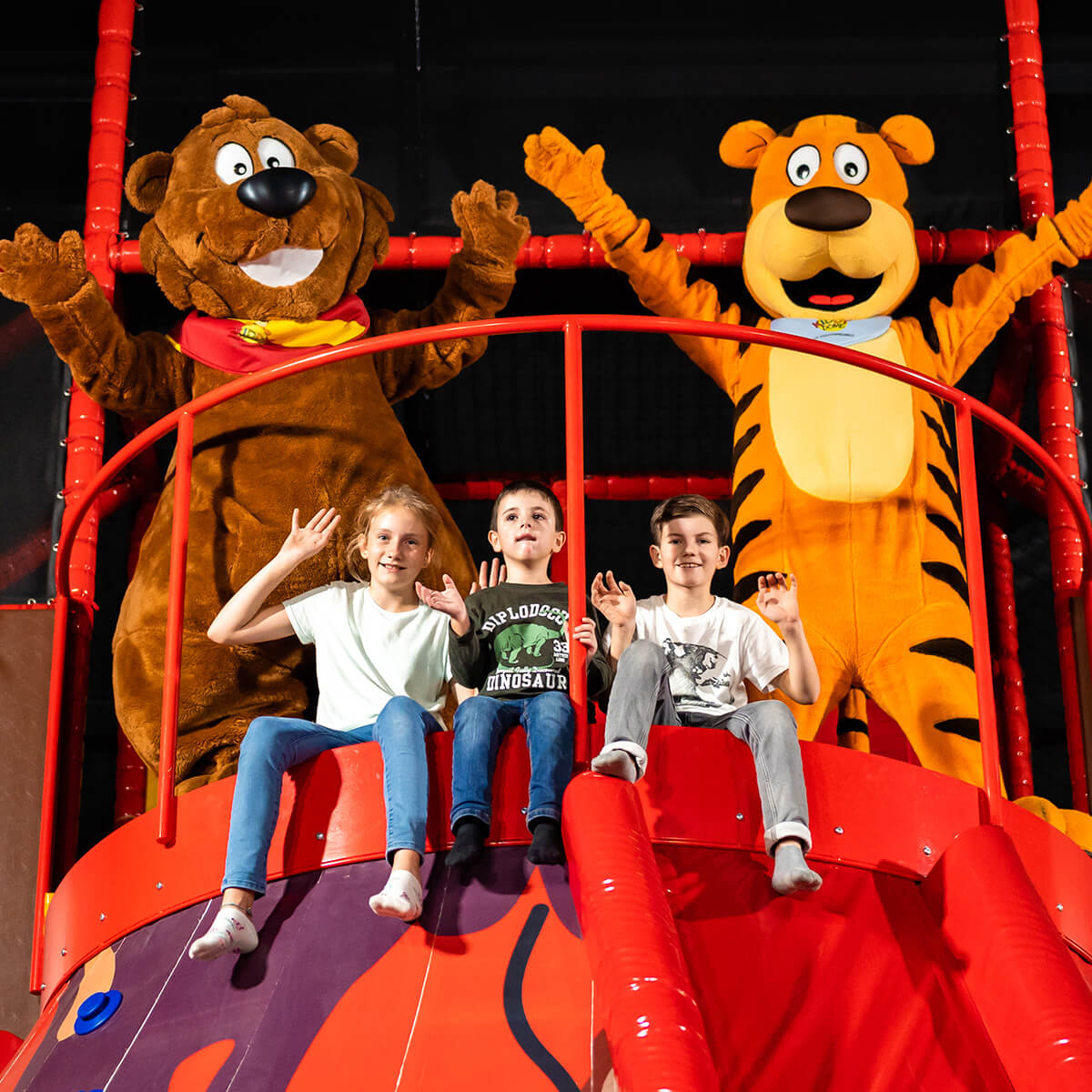 Vulkan-Rutsche | Kiddy Dome: Dein größter Indoorspielplatz der Schweiz